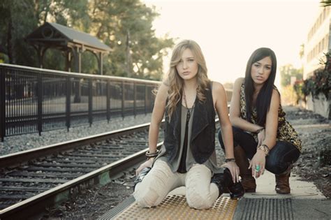 Girls Posing On Train Tracks Page 11 Freeones Forum The Free Munity