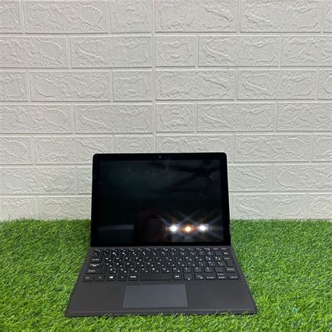 Laptop Dell Latitude 5385 Boleh Touch Screen Dan Boleh Pisahkan Screen Dan Keyboard I5 7th Gen