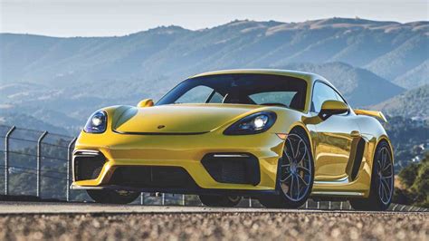 2020 Porsche 718 Cayman Gt4 Hot Lap 2020 Best Drivers Car Contender
