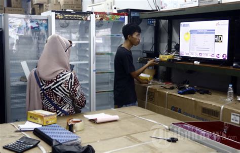 Penjualan Set Top Box Stb Tv Meningkat Foto 3 1943925