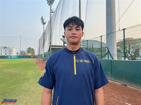 王建民調教滑球 李家成讓助總「蠻期待的」 Tsna體育新聞團隊