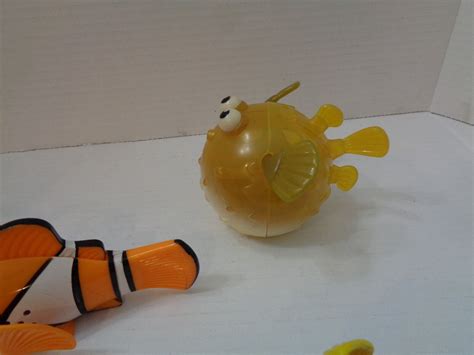 Finding Nemo Disney Pixar Mcdonalds Happy Meal Toys 2003 Complete Set