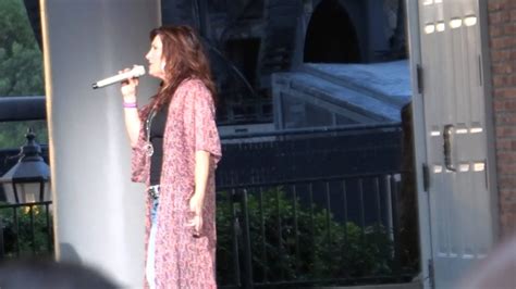 Stand Beside Me Jo Dee Messina Epcot 9 21 14 Youtube