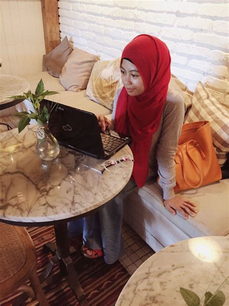 Indri Hapsari Dwi K Tangerang