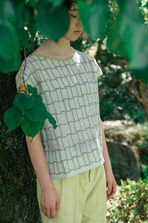 写真422｜ミナ ペルホネンminä Perhonen 2021年春夏ウィメンズコレクション