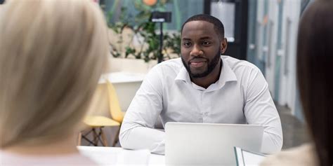 Decoding Entity Attribute Value Model In Agile Enterprise Databases