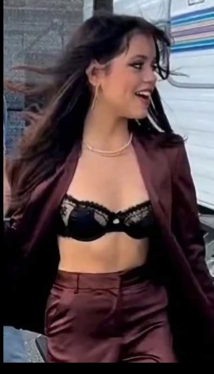 Jenna Ortega Tumbex
