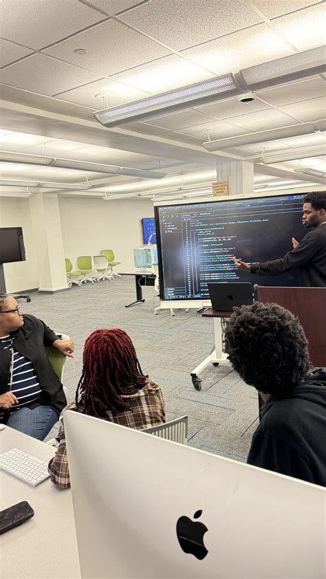 Pythoncoding Uidesign Centerforinnovation Techskills Learntocode Jsu Jsu Center For