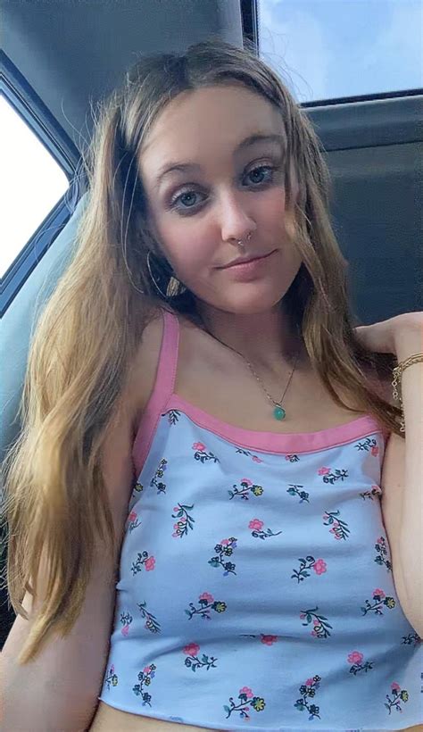 Do You Find Me Attractive R Selfie Girl