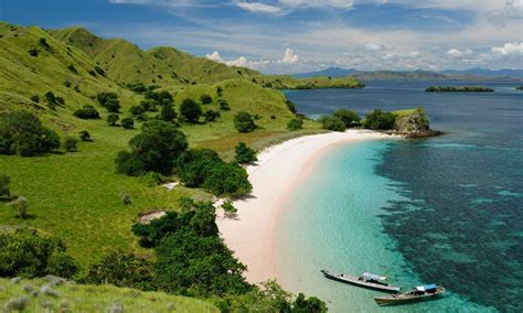 15 Best Beaches In Indonesia Experience Travel Group