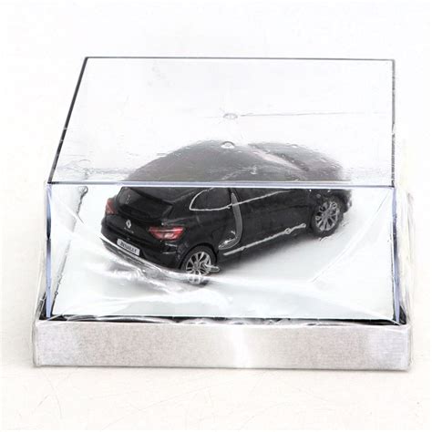 Model Auta Opo 10 Renault Clio Bazar Odkarlacz