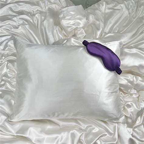22 Momme White Silk Pillowcase And Plum Sleep Mask Bundle Mulberry Park