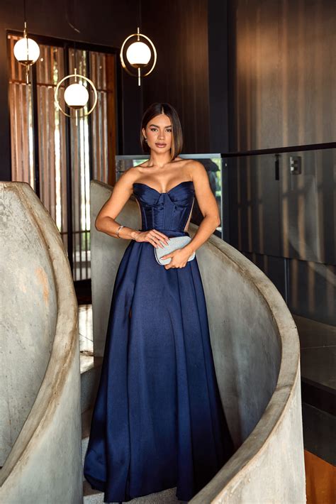 Vestido Longo De Festa Madrinhas Tomara Que Caia Corselete Premium Com