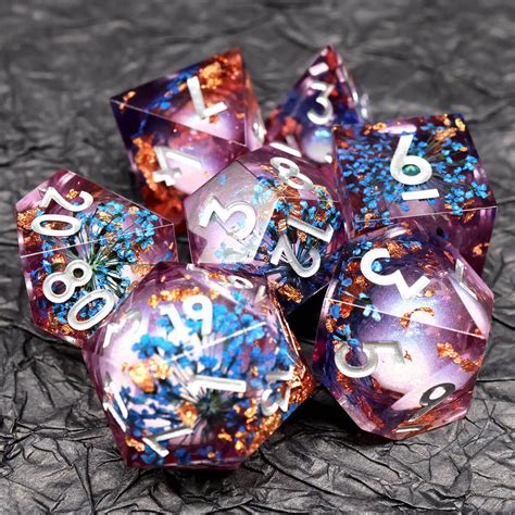 7 Piece Sharp Edge Liquid Core Dnd Dice Set Dice Of Dragons