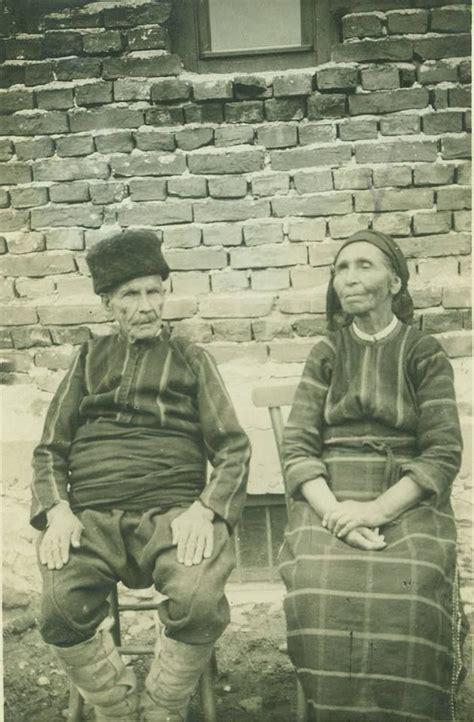 Възрастно семейство от Родопите