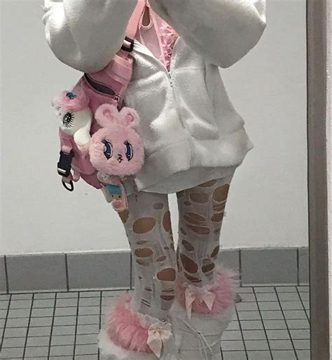 Pin By Autbhae On ` Astr4gyans な Pink Kawaii Outfit Ideas