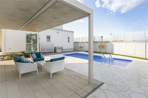 疑問！家庭用プールって冬はどうしているのか・・？ ひまわりリゾート