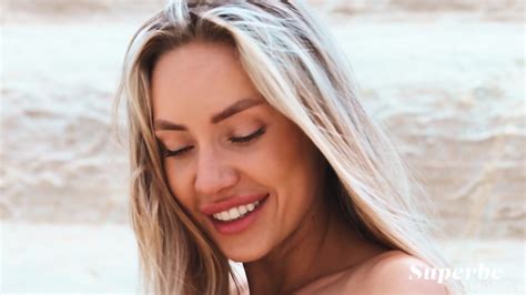 Aphrodite Escape Eporner