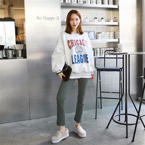 갠소 6가지 컬러 구성이 돋보이는 부츠컷 팬츠👖 기모안감으로 따뜻하고 데일리하게➿ 상품바로가기 👉