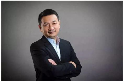 说了啥携程创始人梁建章多次撰文批评当局 突遭禁言 阿波罗新闻网
