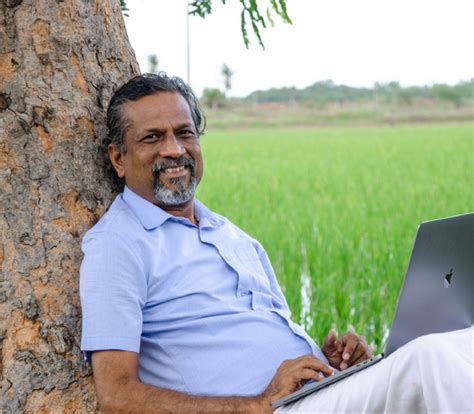 Zoho Corporation Founder Sridhar Vembu Success Story साइकिल चलाने वाला