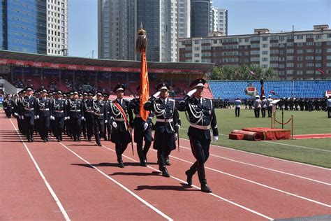 Цагдаа дотоодын цэргийн алба хаагчдын өдөр тохиож байна