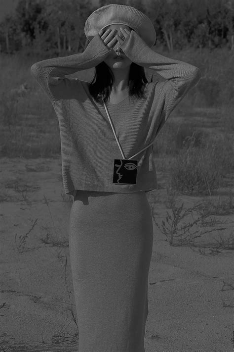 Yu Zhang Viia Models