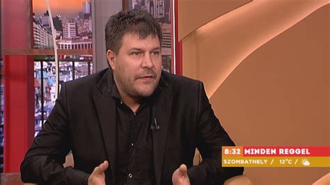 Vv Dennis S Fanni Sszek Tik Let Ket Minden Reggel