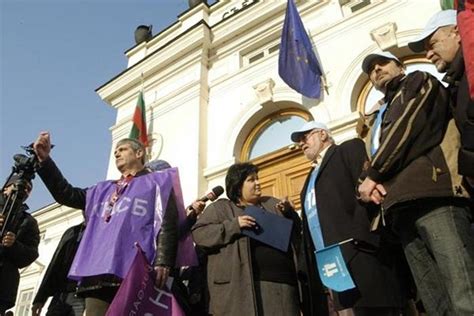 18 000 спряха пенсионните реформи засега