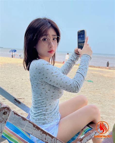 Ng M Nh Tiktoker Ho Ng Thanh Tr C Sexy N Ng B Ng V I Bikini Nh G I P