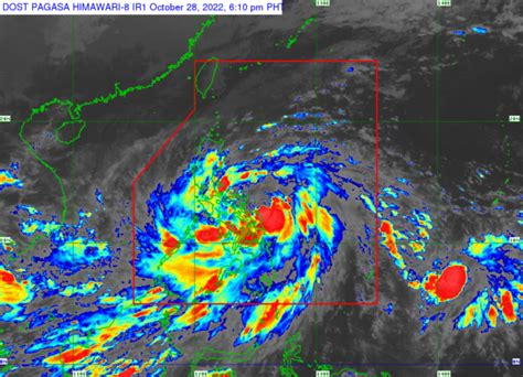Number Of Stranded Passengers In Bicol Ports Now Over 2 000 Due To Paeng Inquirer News