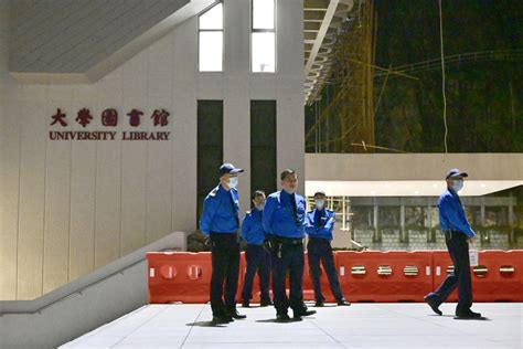 段崇智「無癮」辭任中大校長 校徽風波困擾 明年一月卸任 星島日報