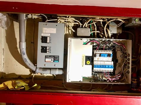 What Are The Key Signs Of Common Fuse Box Problems LK Electric