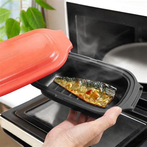 Amazon｜シービージャパン 電子レンジ調理器具 電子レンジで焼き目が付けられる 炒める 茹でる 焼く 煮る 蒸す 炊く がこれ1つ