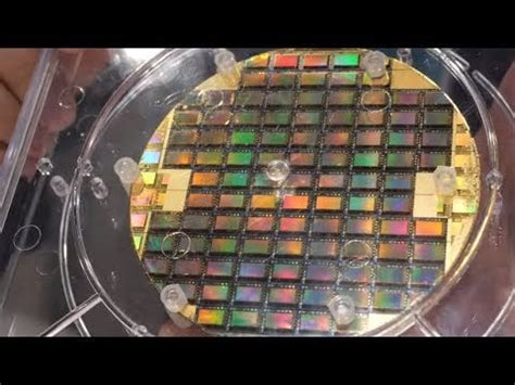 10000 dpi screens that are the near future for making light high ...