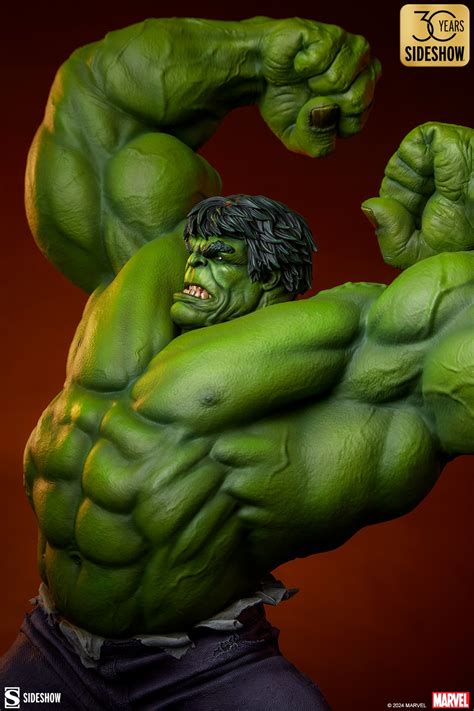Hulk Classic Premium Format™ Figure By Sideshow Collectibles