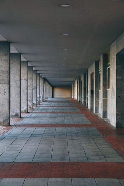 Premium Photo Columns Architecture In The City