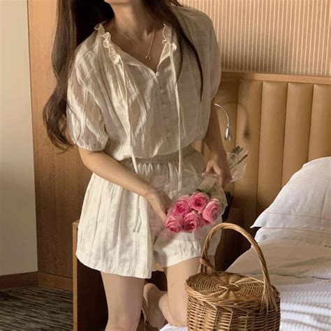 점프수트 면 프릴 밴딩 반팔 반바지 여름 점프슈트 화이트 에이블리