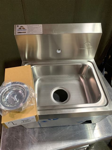 New Advance Tabco 7 Ps 62 Wall Mounted Hand Sink W Knee Valves