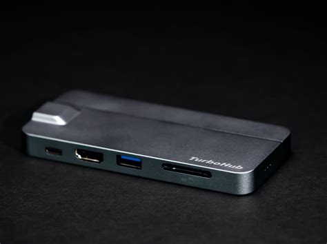 TurboHub Fast SSD Storage Has A In Expandable Adapter Gadget Flow