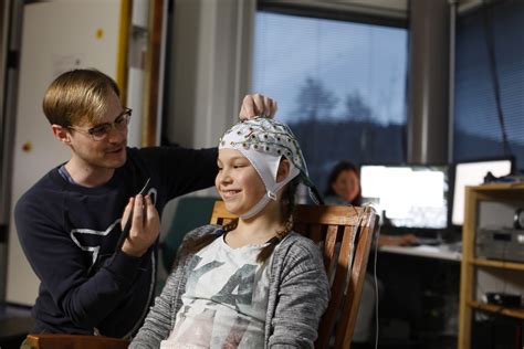 EEG Laboratory Centre For Interdisciplinary Brain Research