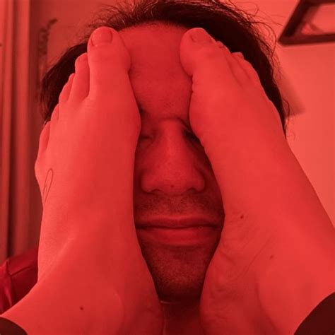 Footfacetherapys Profile Vids Pics And More Manyvids Manyvids