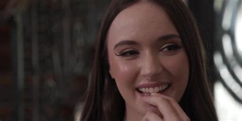 Horny Suburbanite Pussy Stretched By Huge Cocked Rapper Dogfart