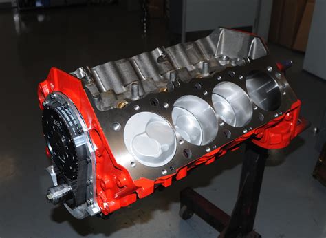 Trick Flow Builds A 565 Cid Short Block Assembly