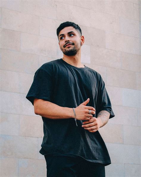Meet Ginner Canvasrebel Magazine