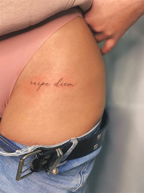 50 Ideas De Tatuajes En La Nalga Para Guardar Hoy Tatuajes Tatuajes
