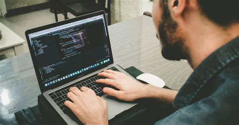 4 Tips Belajar Coding Di Bulan Ramadhan Supaya Konsisten