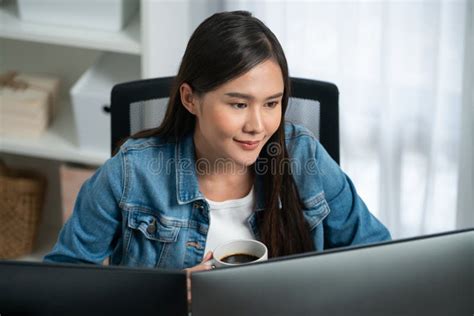 Working Young Beautiful Asian Creative Manager Focusing On Lpc