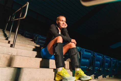 Customer Reviews Hyperice Normatec Go Black 68100 001 00 Best Buy