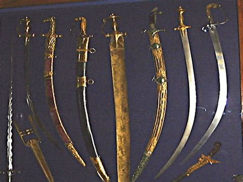 टीपू सुल्तान की तलवार व बंदूक समेत आठ हथियारों की ब्रिटेन में होगी नीलामी Tipu Sultans Sword